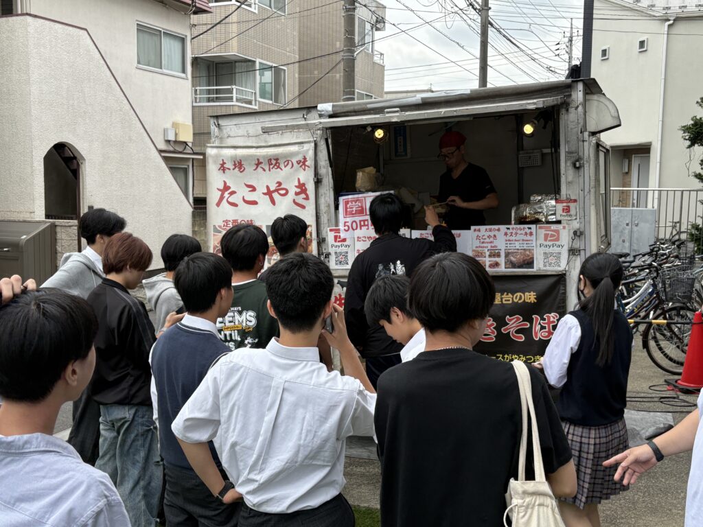 中野キャンパスにキッチンカーが！？ ｜ニュース＆お知らせ（中野キャンパス）｜明聖高校情報局｜明聖高等学校(千葉・中野の総合通信制高校)